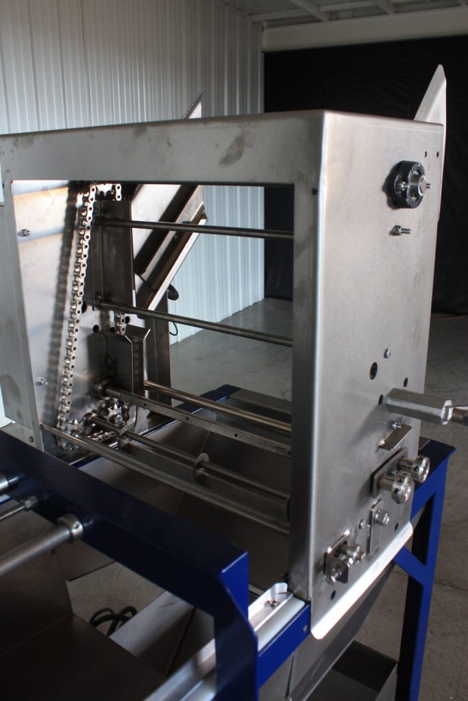 Silver Queen Uncapper - Cowen Manufacturing Inc