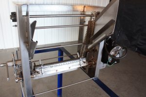 Silver Queen Uncapper - Cowen Manufacturing Inc